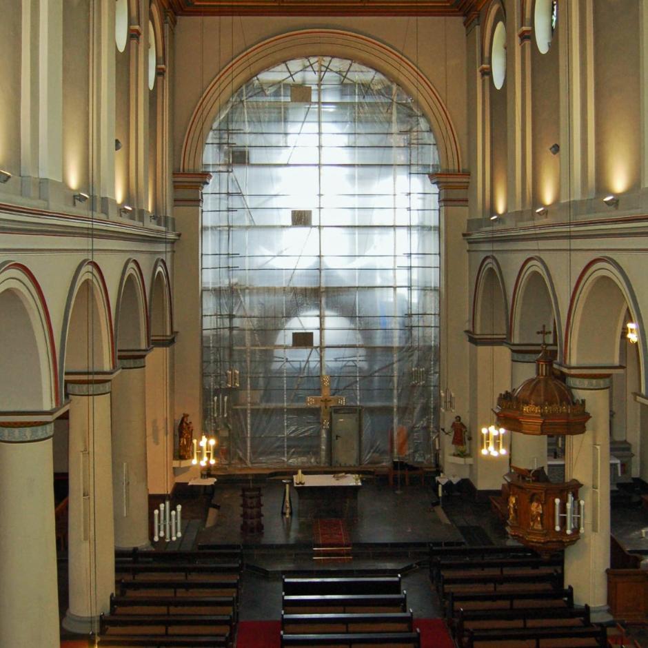Sanierung der Kirchenfenster in St. Stephanus | Pfarrei Hildegundis von Meer Meerbusch